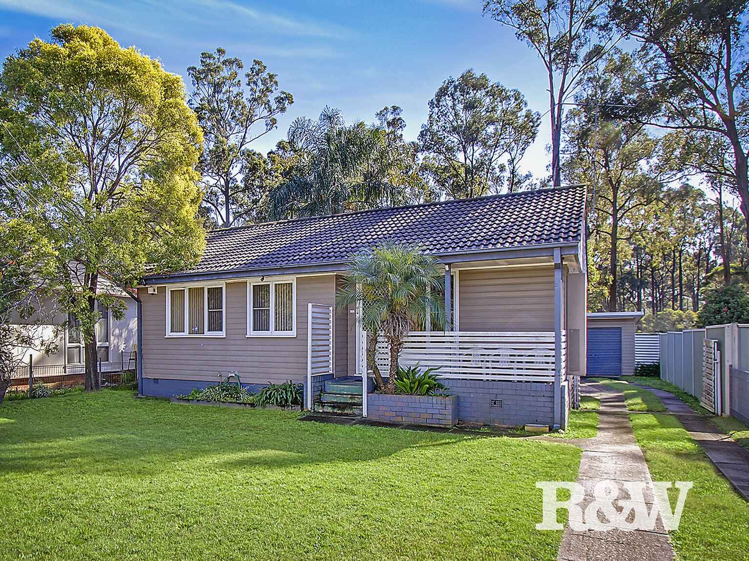 House For Sale - 182 Captain Cook Drive Willmot