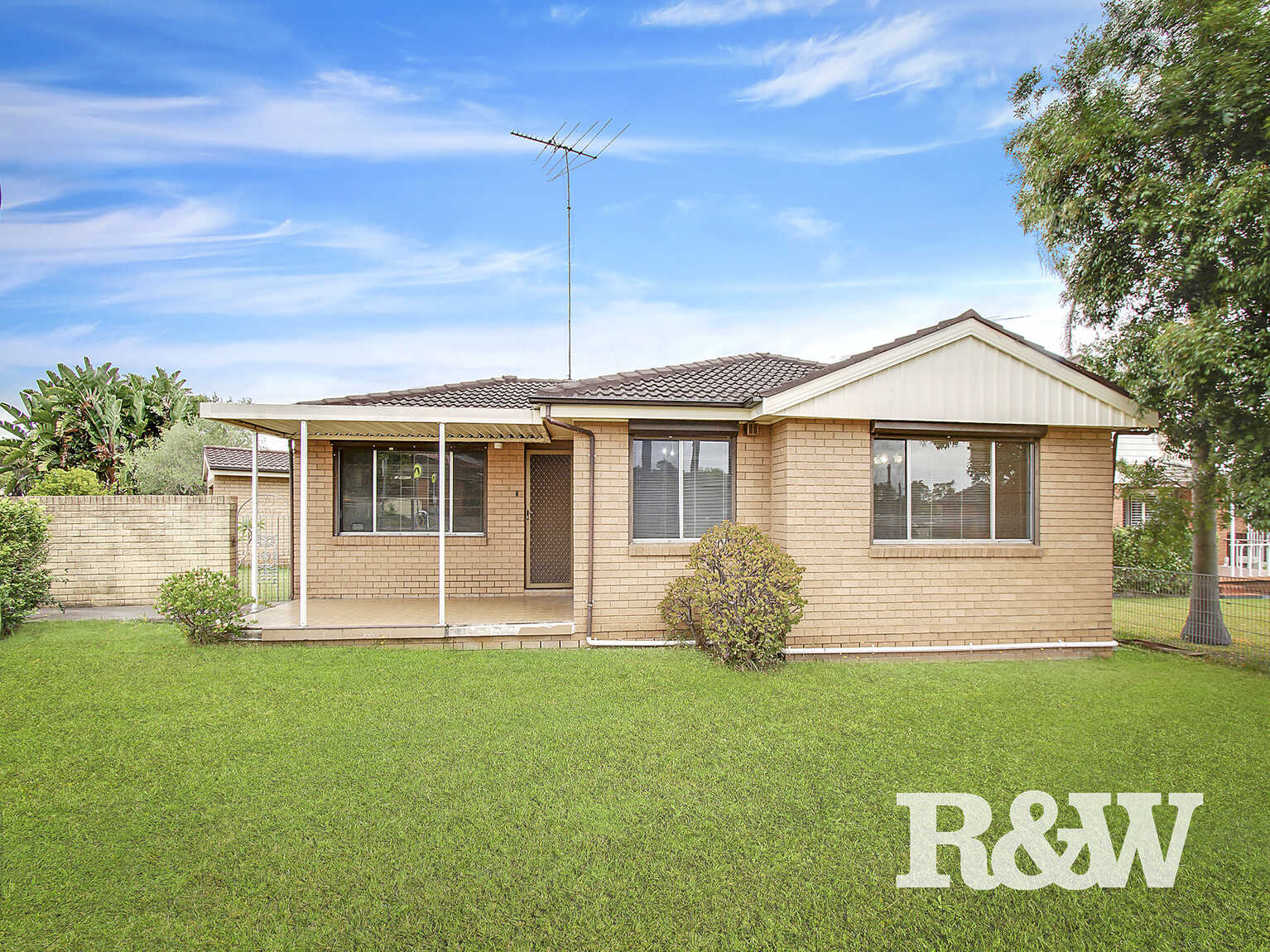 House For Lease - 1 Mundin Street Doonside